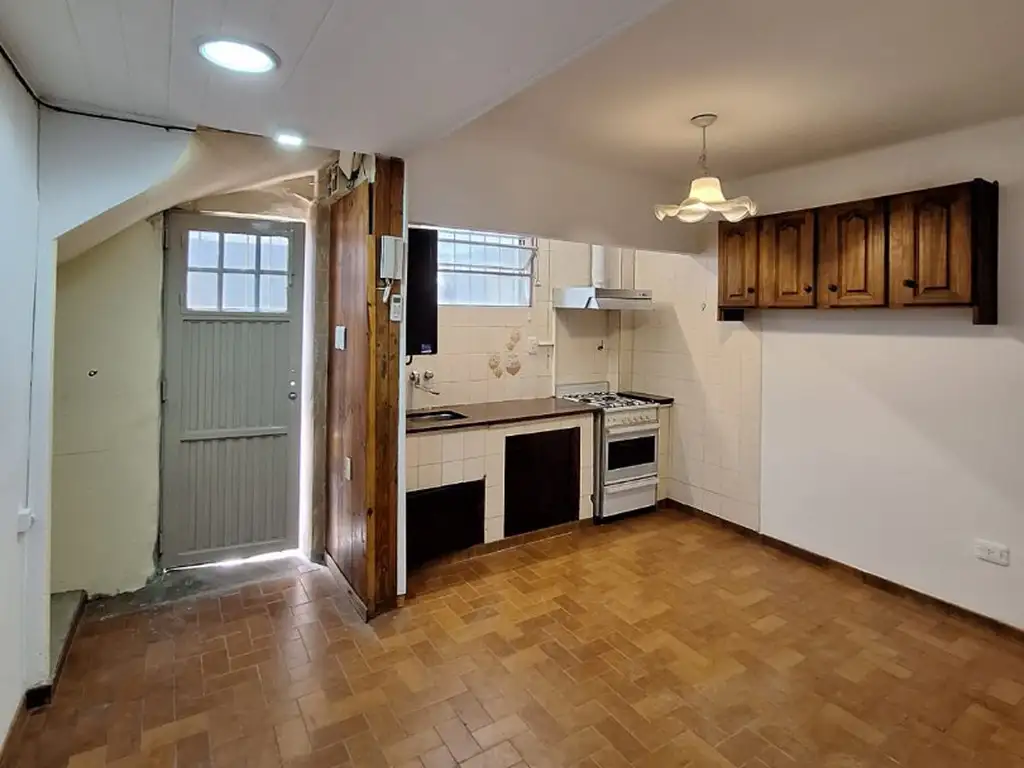 Alquiler PH 1 dormitorio 20 años, Aquilino Colombo 2100, Villa Raffo ...