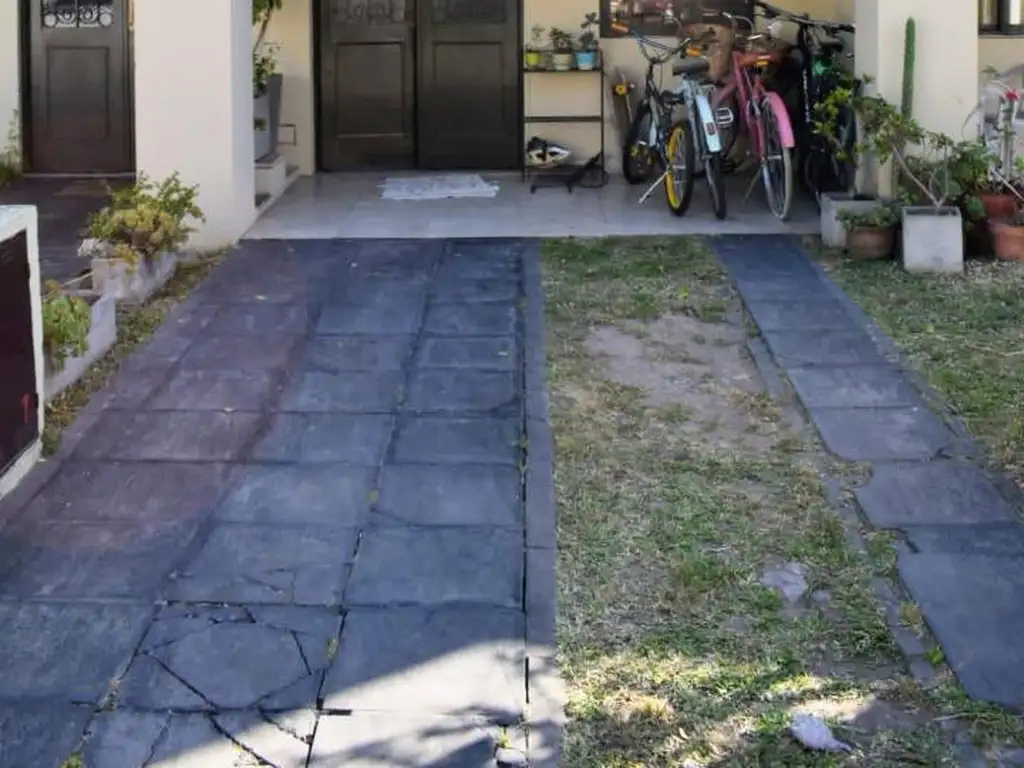 Venta PH 2 dormitorios, 85m2, 1 cochera, Las Heras 300, Muñiz, Zona ...