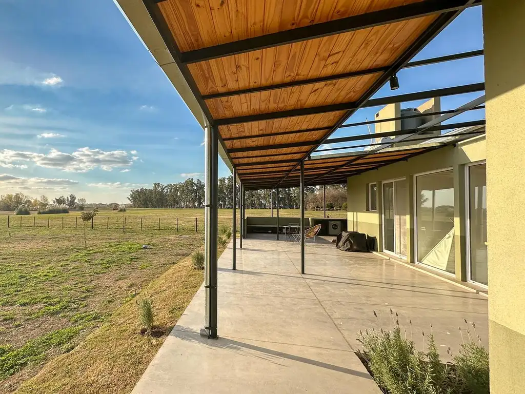 Venta Casa 3 dormitorios a estrenar, 144m2, 2 cocheras, Villa Ruiz ...