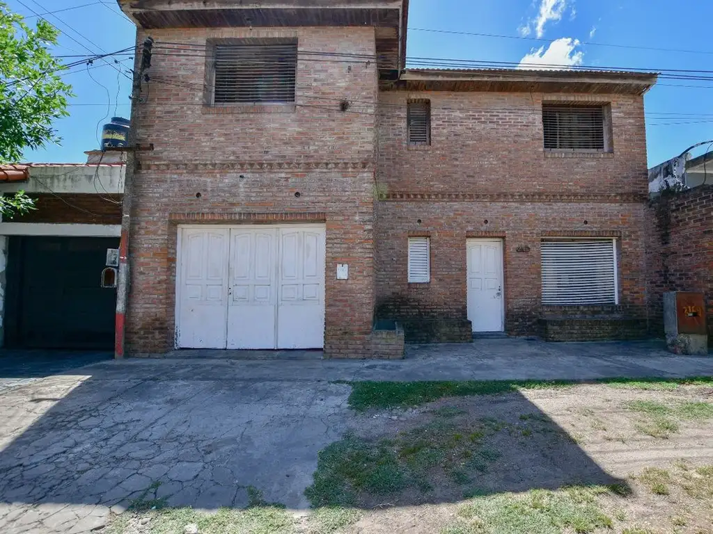 Casa Venta 6 ambientes 29 años, 1 cochera, 160m2, 522 E/16 Y 17 2100 ...