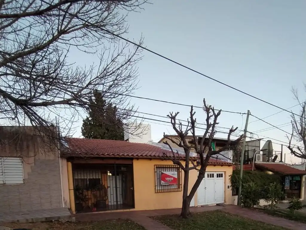 Casa Venta 4 ambientes, 316m2, Casa Ruperto Perez, Parana | Argenprop