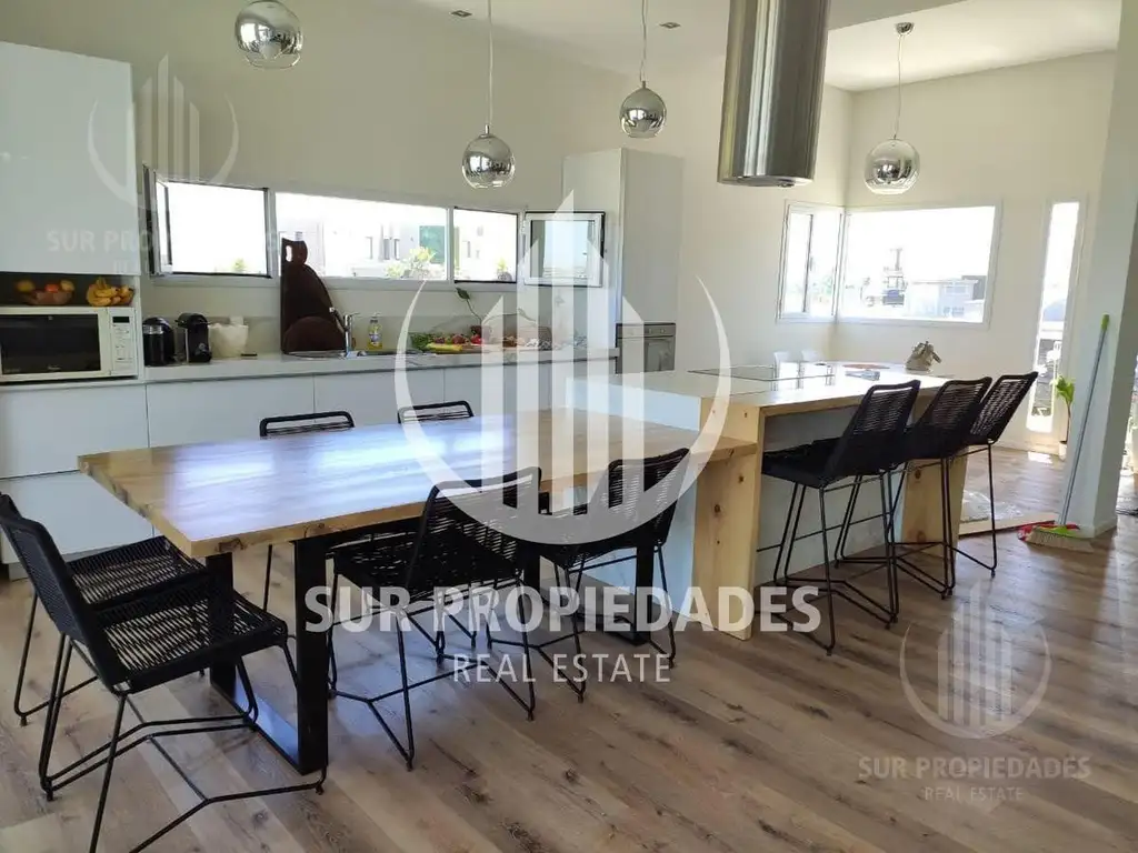 Casa Alquiler 4 ambientes a estrenar, 2 cocheras, 170m2, Terralagos ...