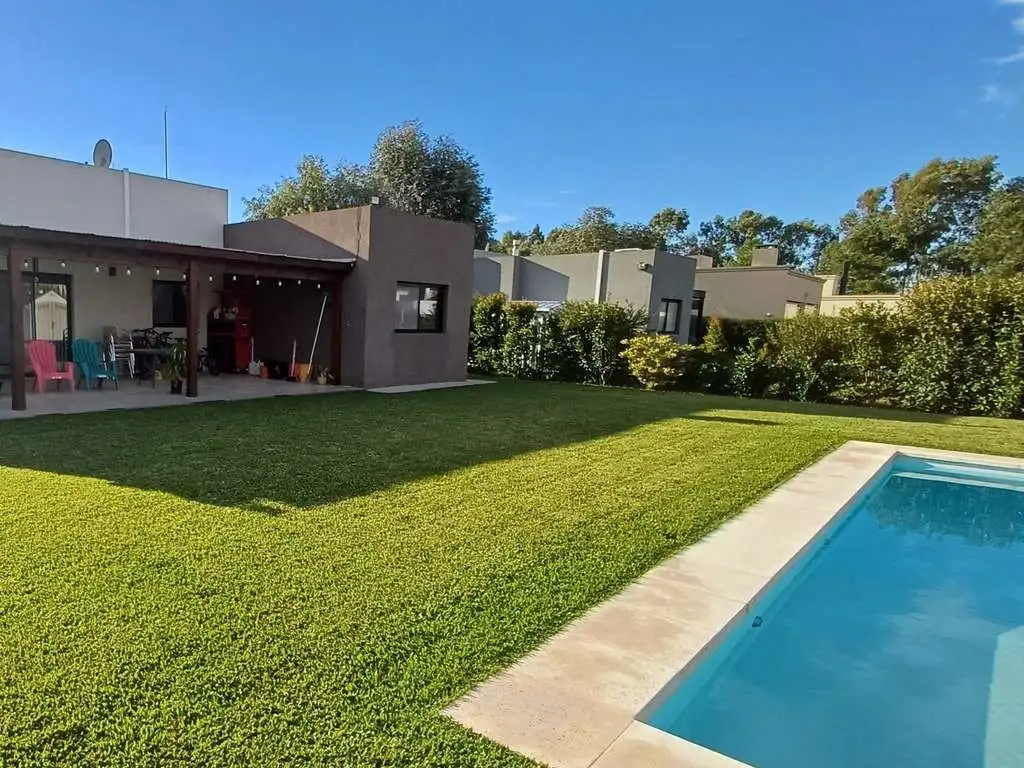 Alquiler Casa 3 dormitorios 3 años, 1 cochera, 143m2, Alquiler ...