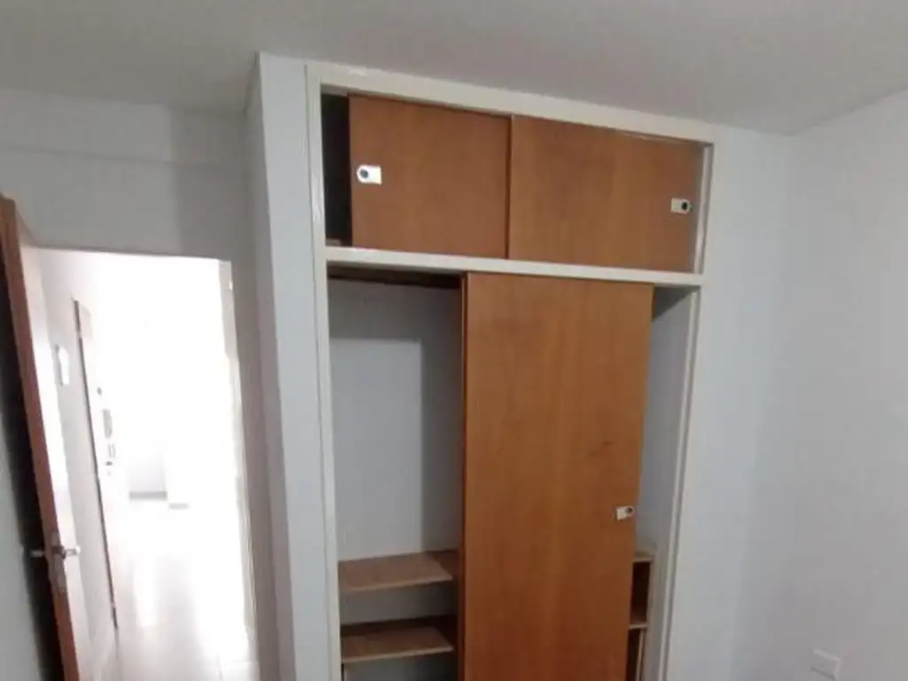 Alquiler Departamento 1 dormitorio, Frente, 40m2, 4 1300 piso 2, La ...