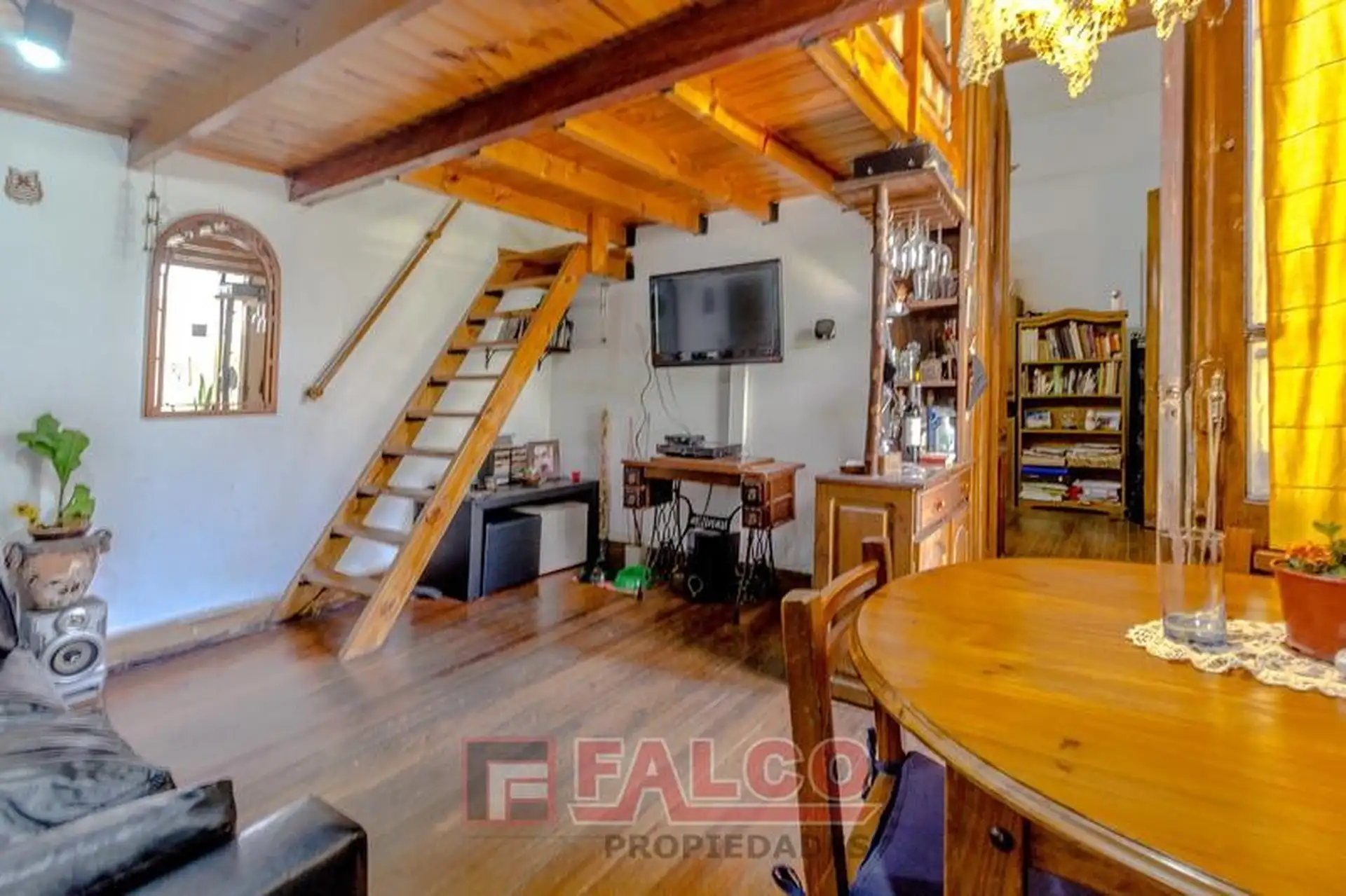 Ph en venta en Ramon Falcon al 2500 - Flores - Argenprop