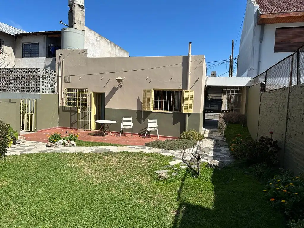 Venta Casa 2 dormitorios, Ecuador 1500, Ramos Mejia, Zona Oeste | Argenprop