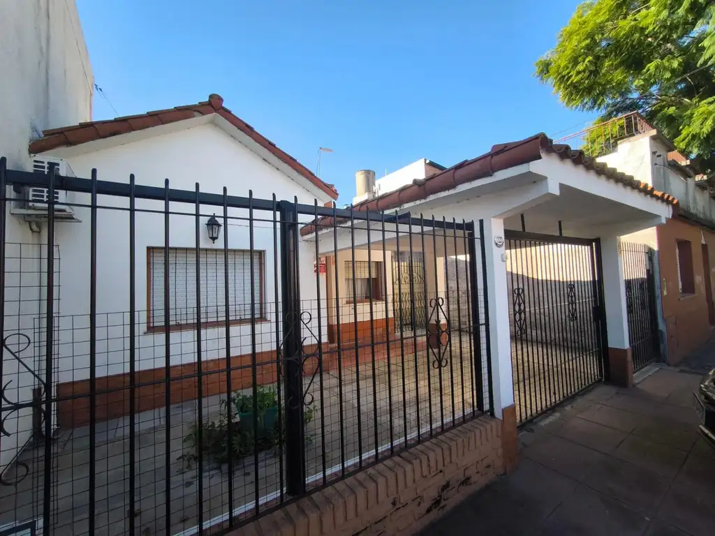 Casa Venta 3 ambientes, 80m2, 1 cochera, Jean Jaures 1200, Campana ... Casa Venta 3 ambientes, 80m2, 1 cochera, Jean Jaures 1200, Campana ...