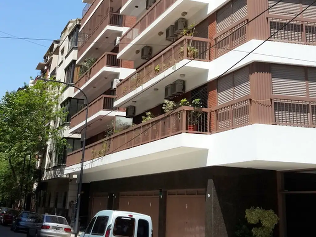 EDIFICIO GRAN NIVEL, FRENTE AL PQUE RIVADAVIA, 3 AMB C/ DEPEND ...