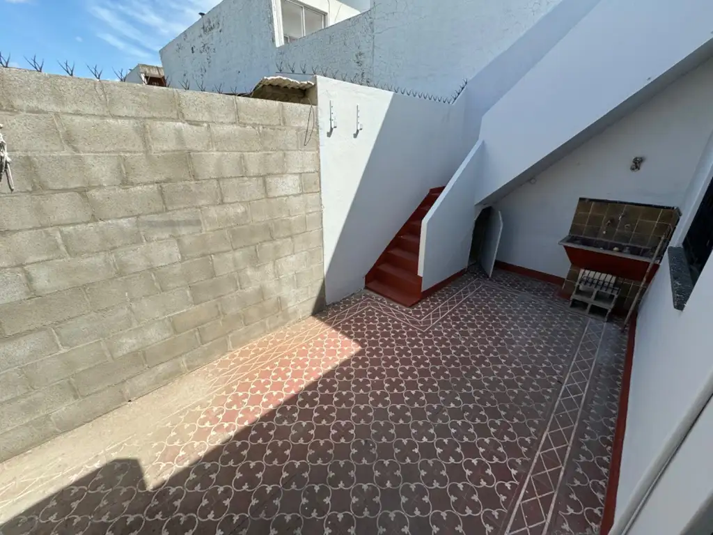 Casa Alquiler, Liniers 300, Lomas Del Mirador, Zona Oeste | Argenprop