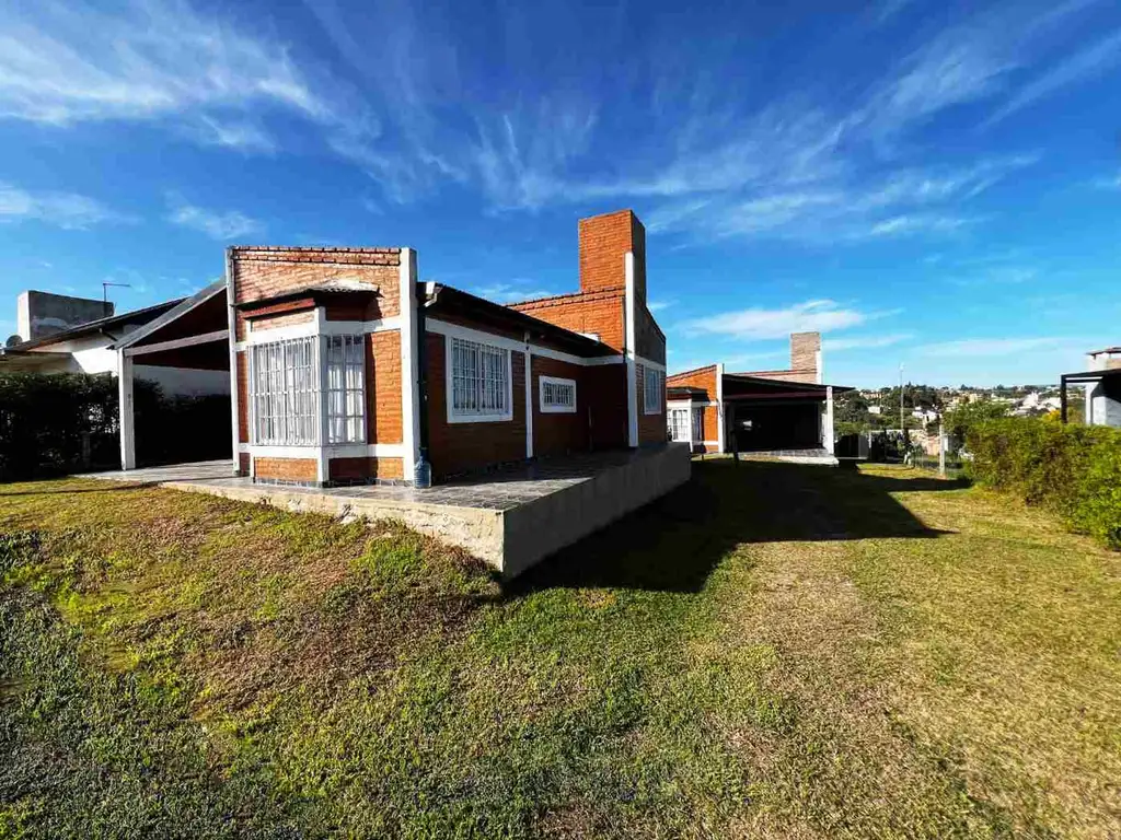 Casa Venta 8 ambientes 5 años, 278m2, 3 cocheras, Los Alelies 400 ...