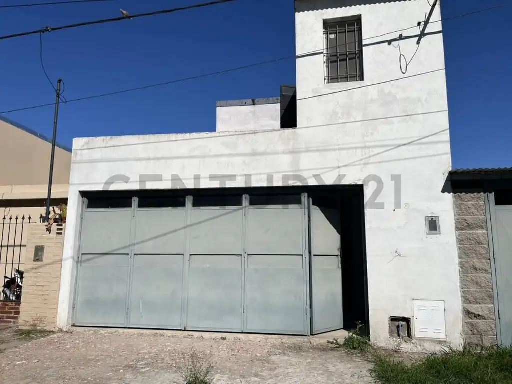 Venta Casa 6 años 2 dormitorios, 160m2, 6 cocheras, Av. Urquiza 700, Arroyo Seco, Rosario ...