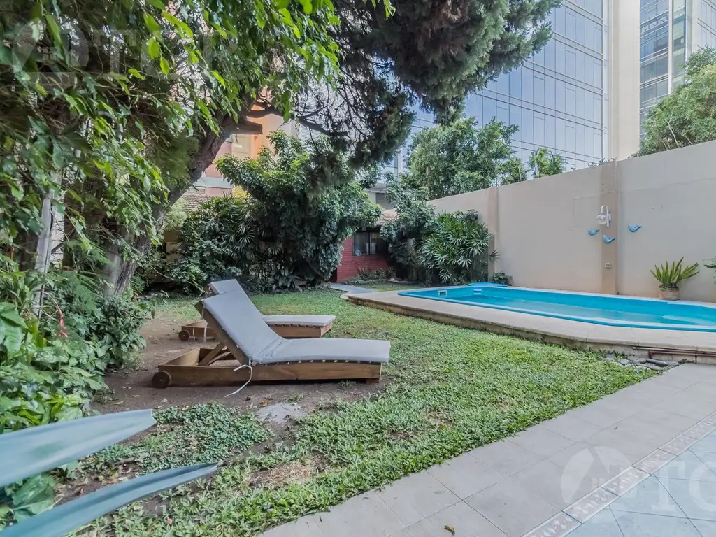 Venta Casa 40 años 5 dormitorios, 240m2, con balcón, Mejico 3100 ...