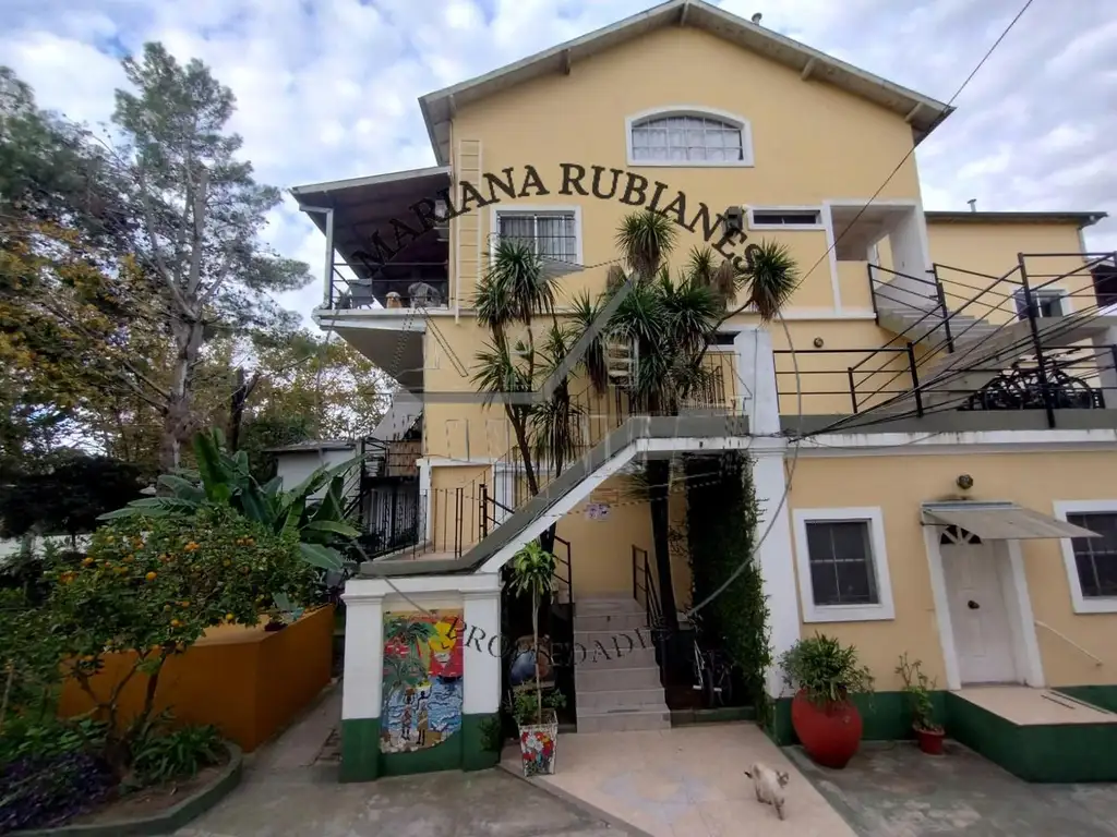 Alquiler Casa 20 años 1 dormitorio, 50m2, 1 cochera, Complejo Deptos En ...