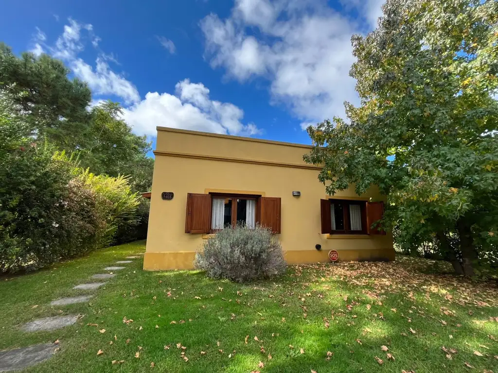 Venta Casa 13 años 2 dormitorios, 125m2, Valeria Del Mar Loria 1400 ...