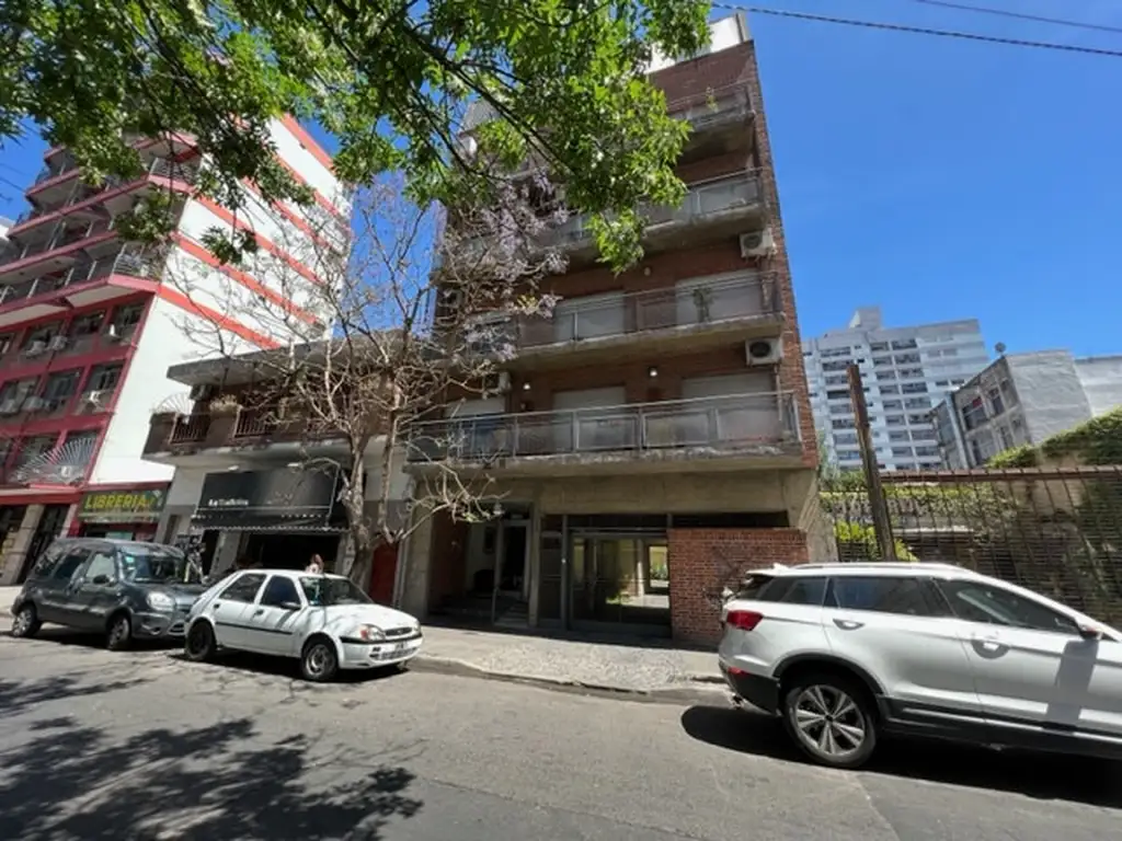 Venta Departamento 2 dormitorios, 78m2, Matheu 3800 piso 0, Centro ...