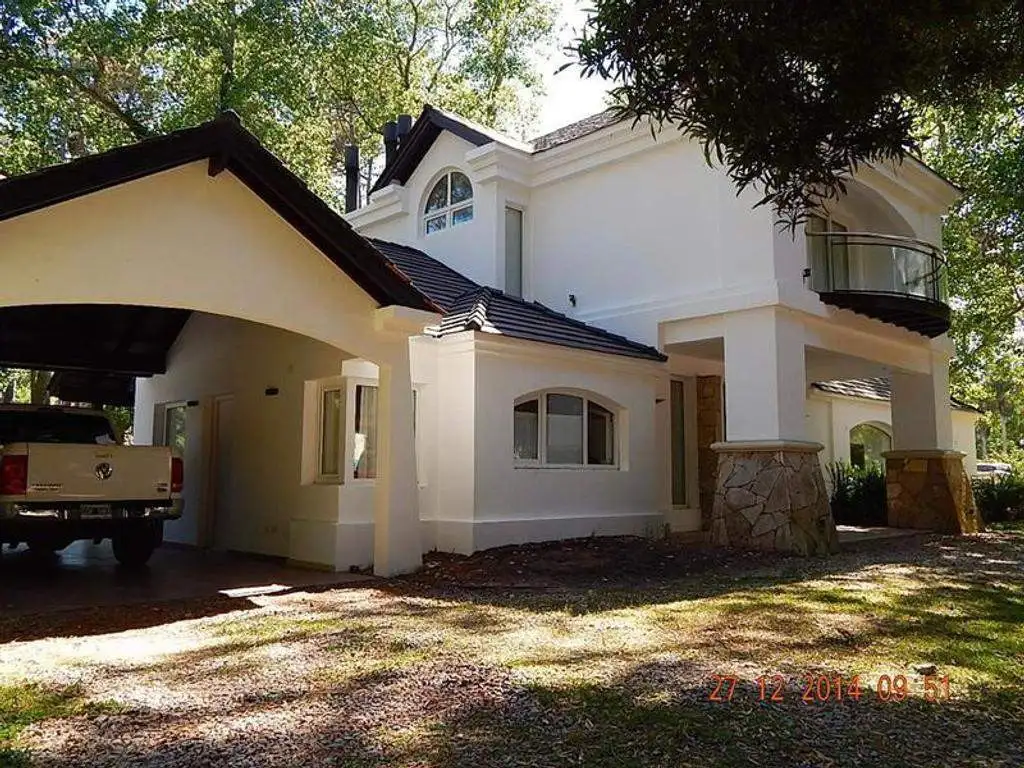 Venta Casa 15 años 3 dormitorios, 260m2, Cerezo Y Avutarda 0, Carilo ...