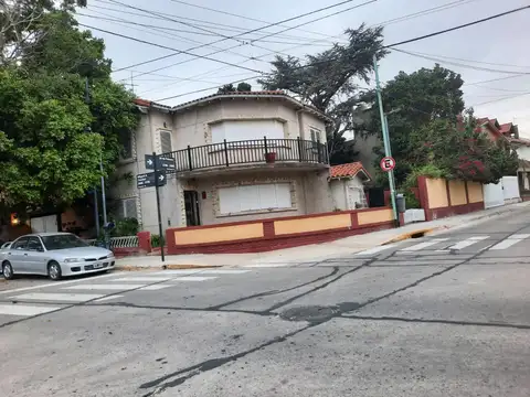 Casas en Venta en Barrio Parque Saavedra - Argenprop