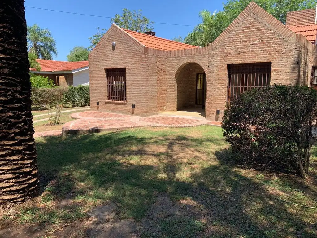 Casa Venta 25 años 10 ambientes, 2 cocheras, 210m2, Manuel Pizarro 2200 ...