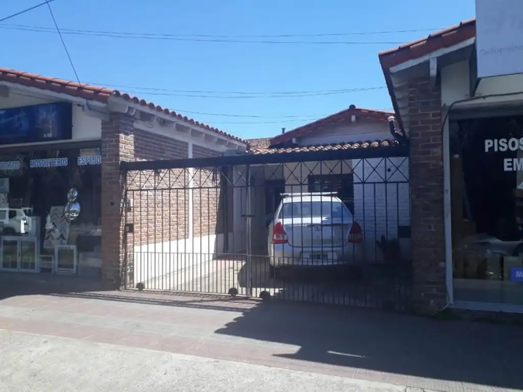 Casa Venta 6 ambientes, 1 cochera, 1000m2, Santa Rosa 1900, Castelar ...