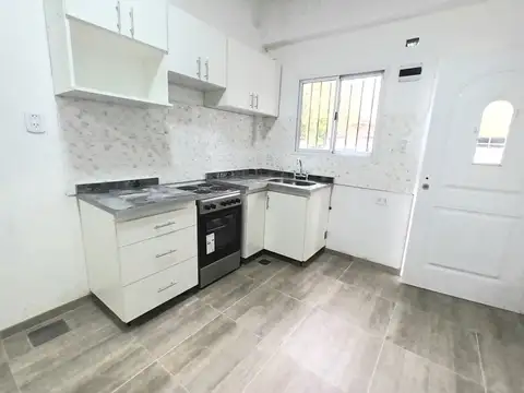 Casas y departamentos en Alquiler en Banfield - Argenprop