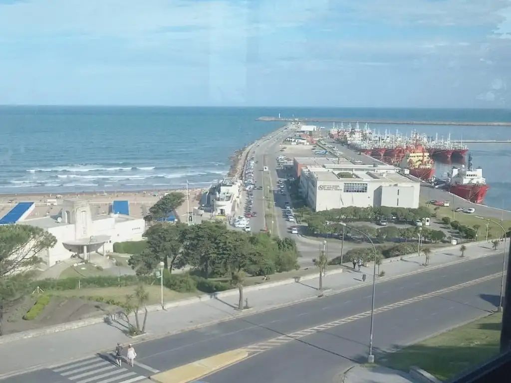 Departamento Alquiler 30 años 5 ambientes, con balcón, acepta mascotas ...