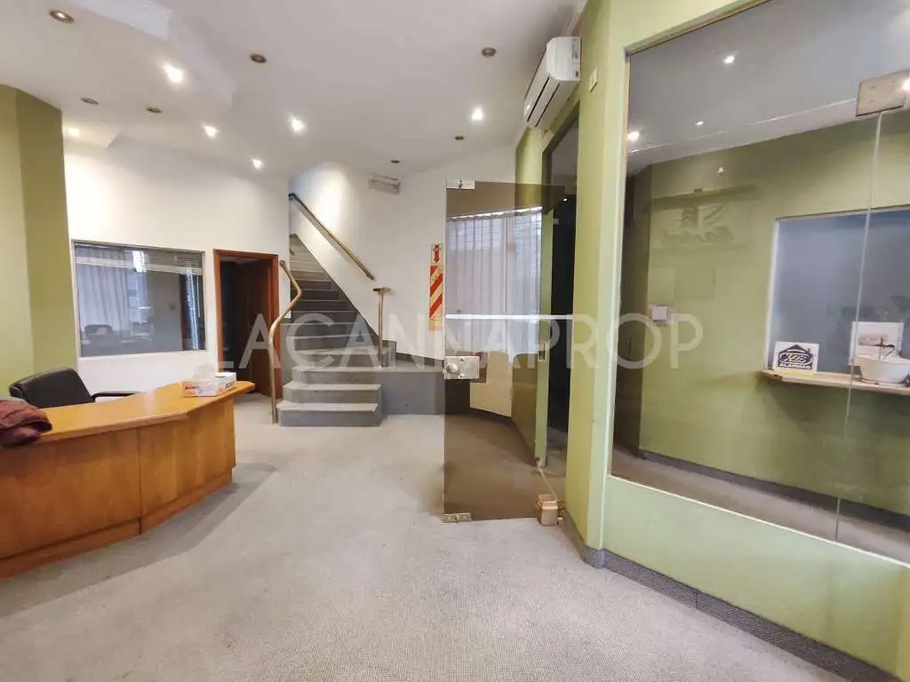 Venta Local, 40 años, en edificio, Aguilar 2800, Belgrano | Argenprop