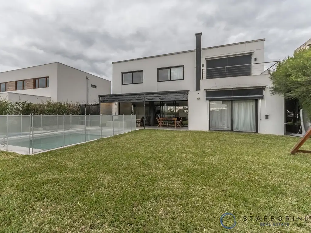 Venta Casa 2 años 4 dormitorios, 181m2, con balcón, Lagoon Pilar. R. Caamaño 1100, Pilar | Argenprop