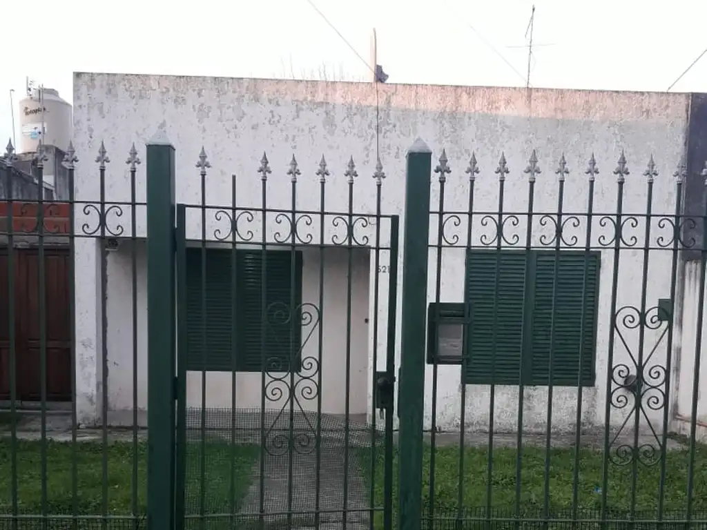 Venta Casa 2 dormitorios, Calle 115 Bis 526 Bis Y 527 500, Tolosa | Argenprop