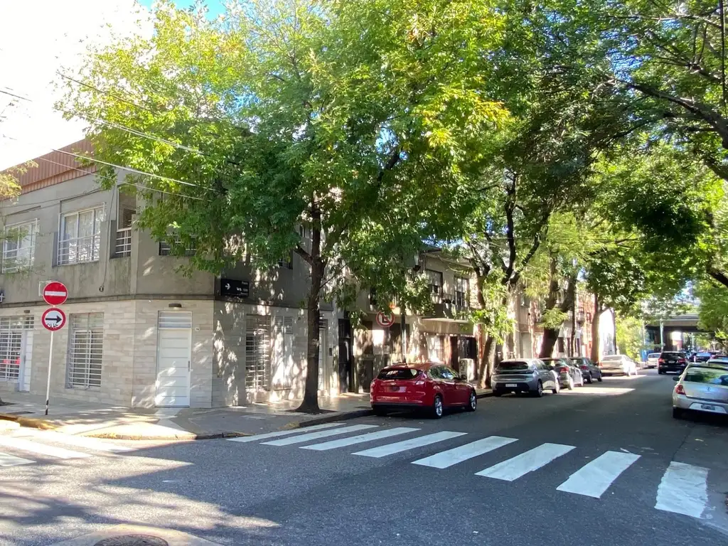 Alquiler PH 5 años monoambiente, Frente, 28m2, Constitucion 2200 piso ...