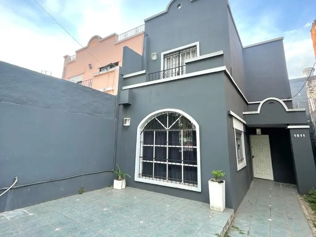 Venta Casa 25 años 3 dormitorios, 1 cochera, 80m2, Maipú 1500, Merlo | Argenprop