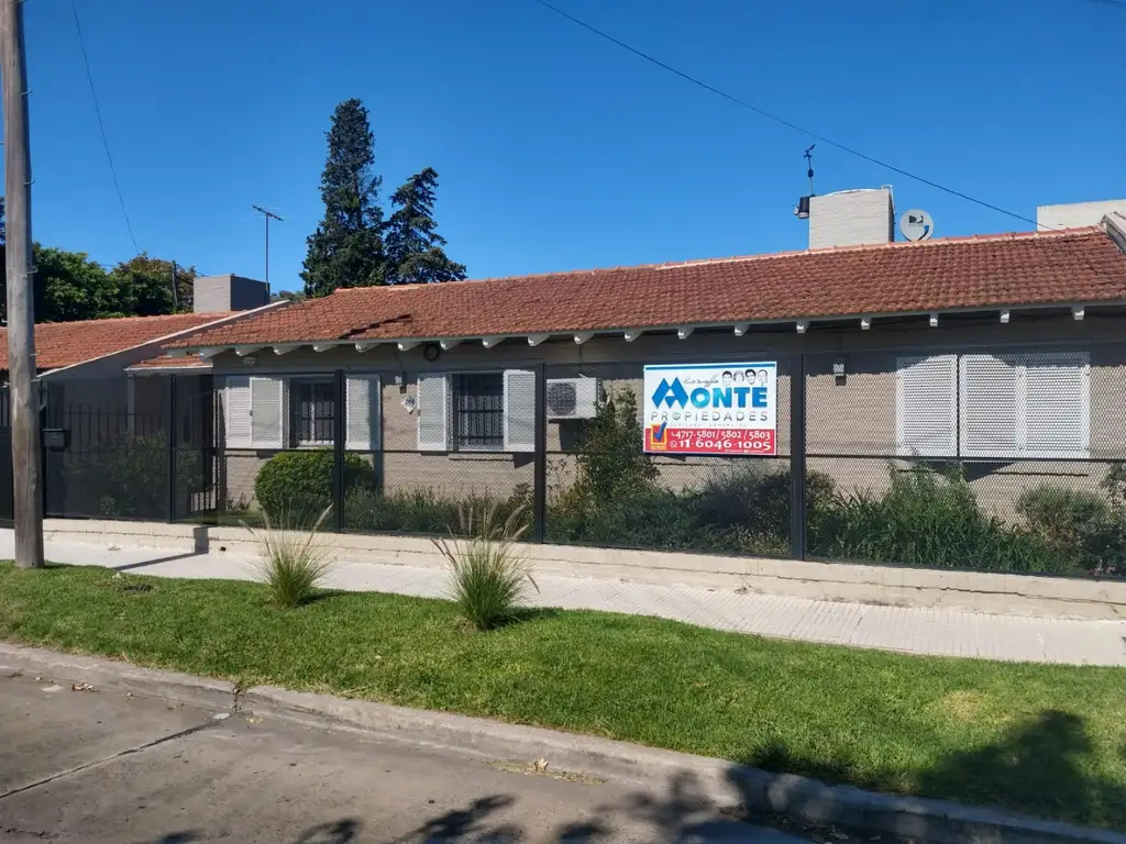 Casa Venta 35 años 5 ambientes, 2 cocheras, 221m2, Corrientes 2400 ...