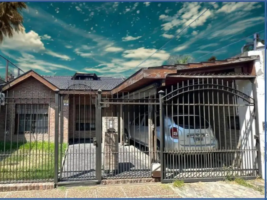 Casa Venta 5 ambientes, 262m2, 1 cochera, Oribe 600, Villa Ariza ...