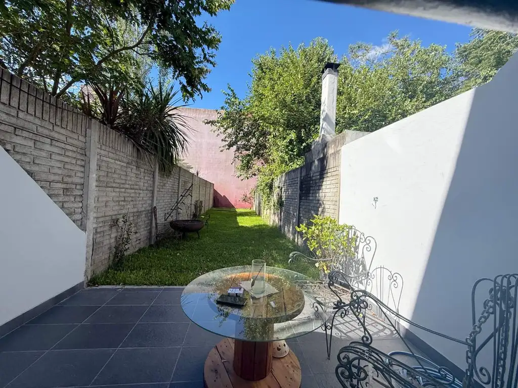 Venta Casa 10 años 2 dormitorios, 60m2, 1 cochera, Calle 31 Bis E/ 484 Y 485 4700, Joaquin ...